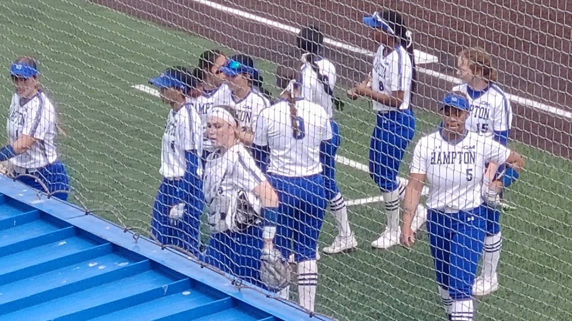 Spartans and Pirates split Battle of the Bay doubleheader | 13newsnow.com