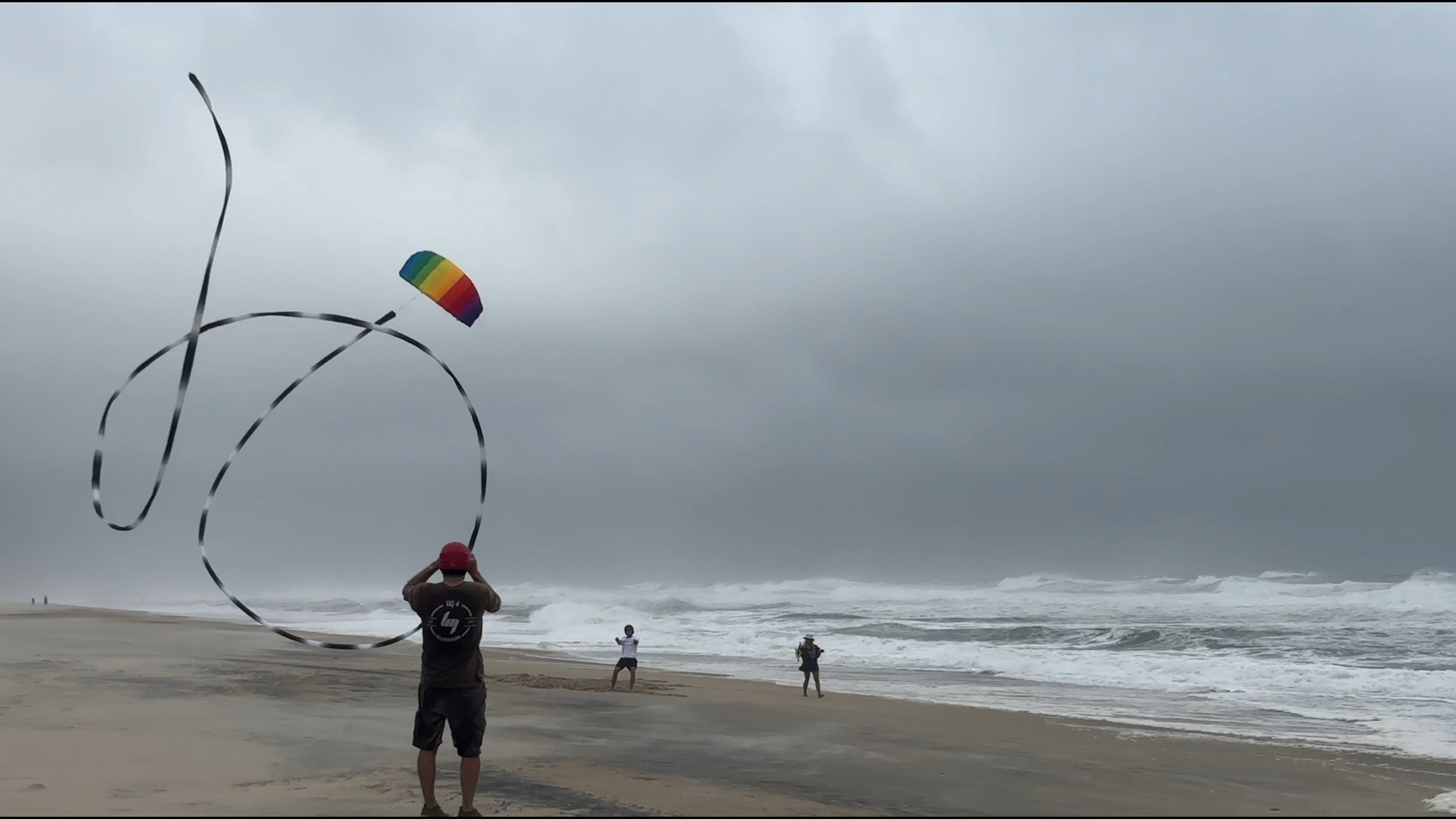 Live Updates: Hurricane Erin moves up East Coast; flooding in Virginia ...