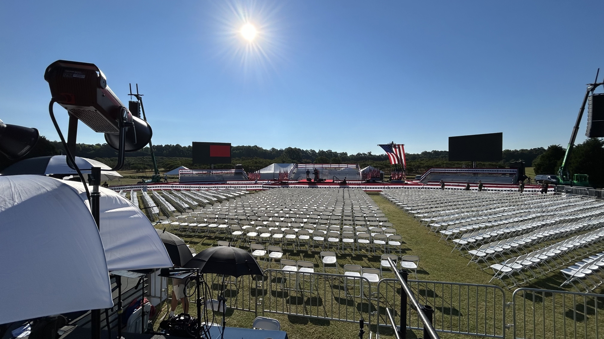 Former President Donald Trump campaigns in Chesapeake, Virginia ...