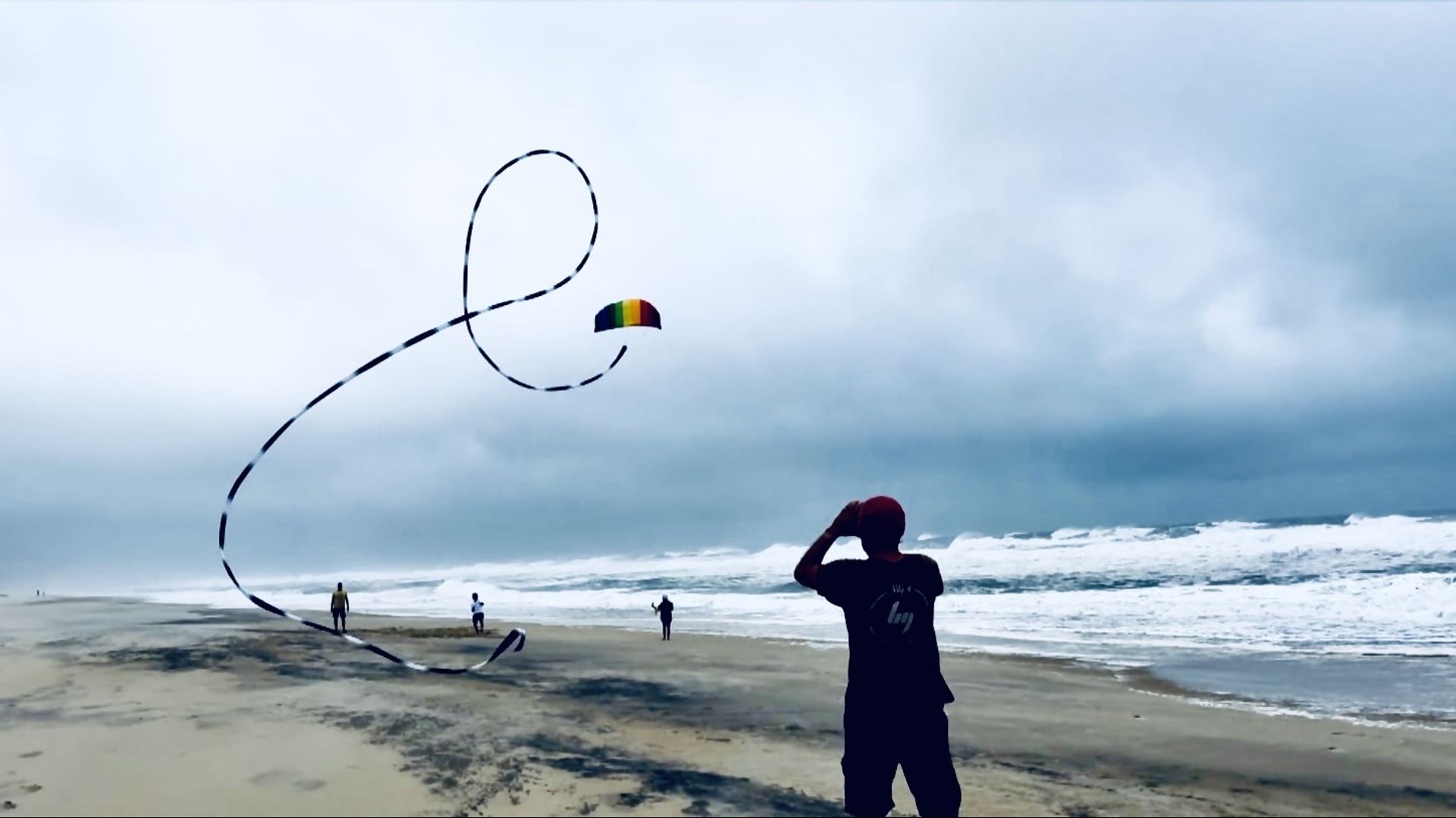 Hurricane Erin powers over 15 ft. waves as Kill Devil Hills draws wave ...