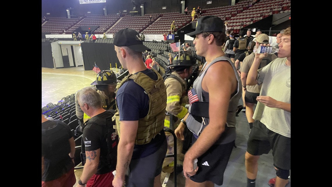 Norfolk firefighters and community climb 110 stories to remember lives ...