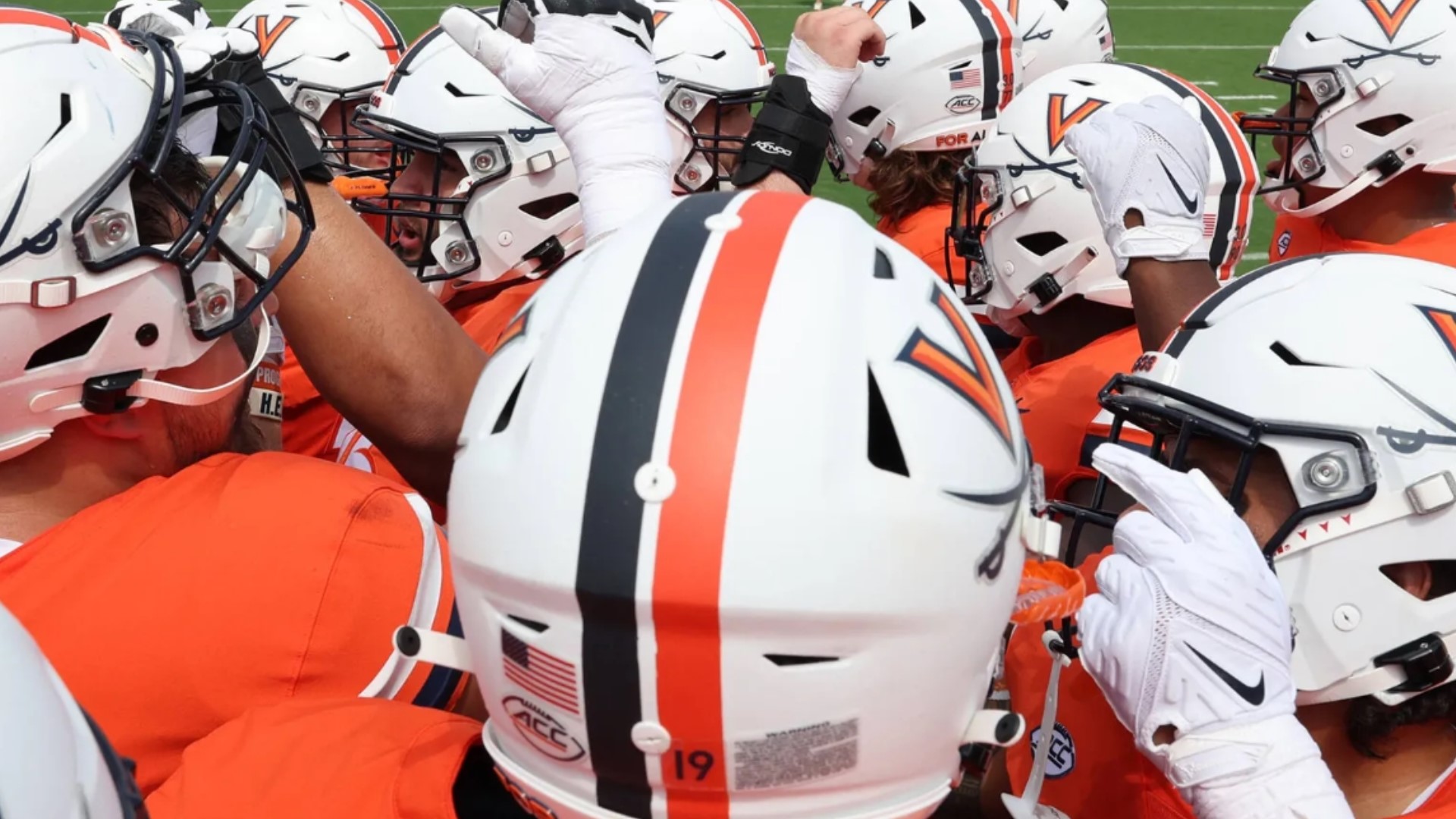UVA football team returns to Scott Stadium for the first time since ...
