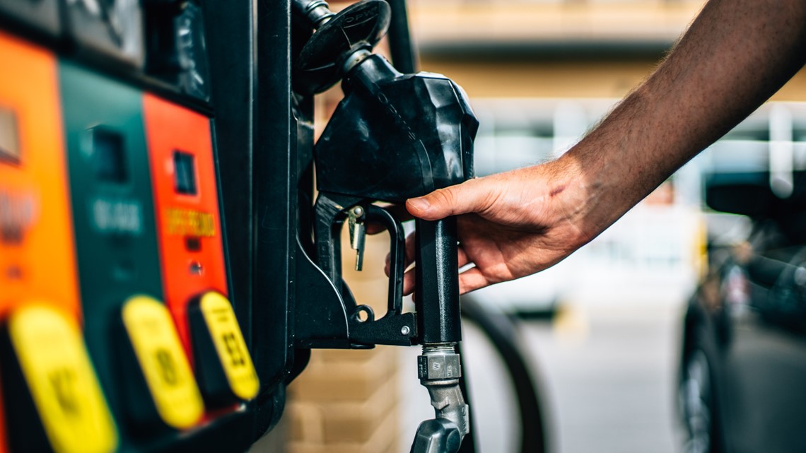 Virginia Beach police: Thief hacked gas pump, stole $14,000 | 13newsnow.com