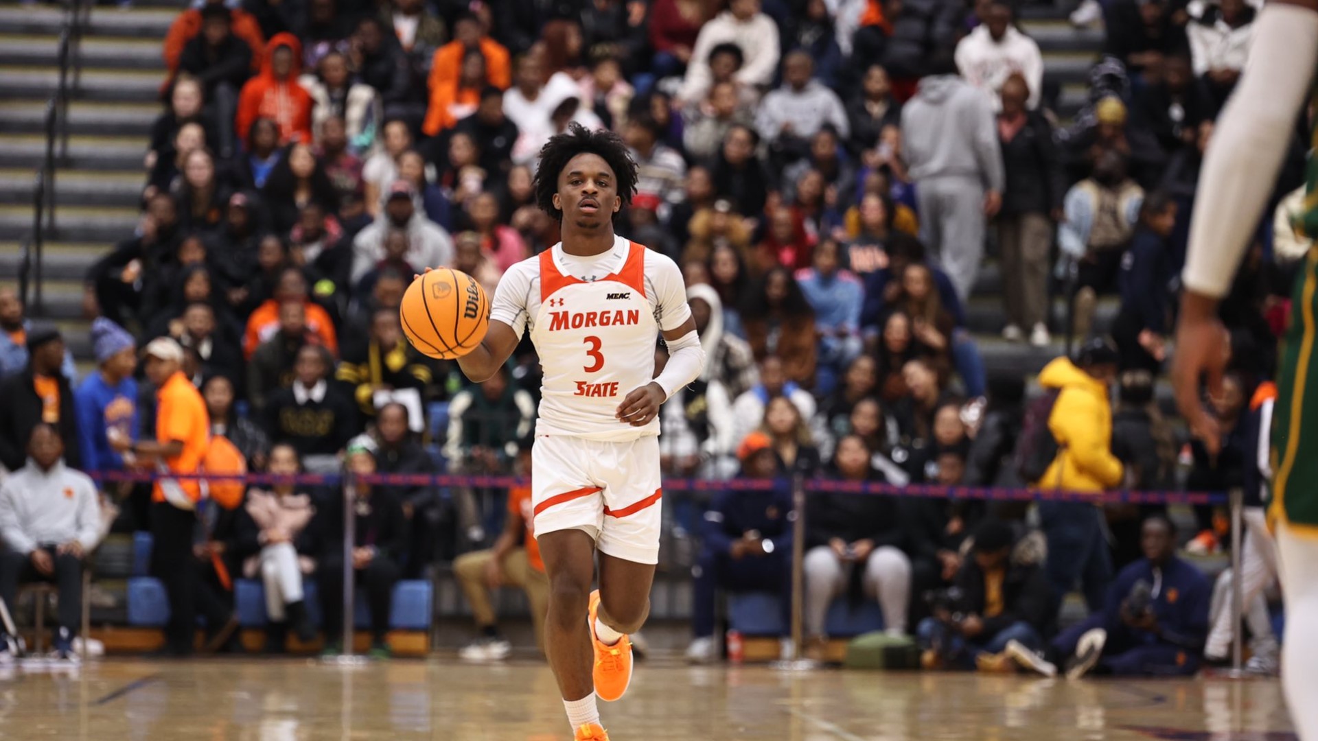 Spartans late rally not enough as they lose to Bears 77-71 | 13newsnow.com