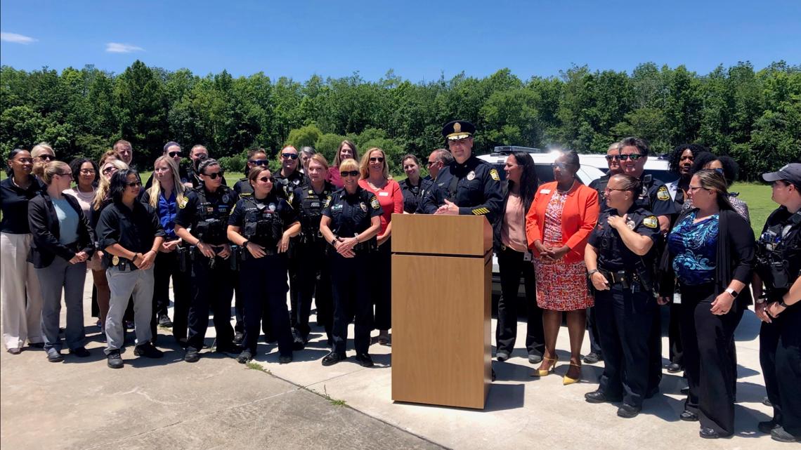 Virginia Beach Police Chief signs national pledge to hire more female ...