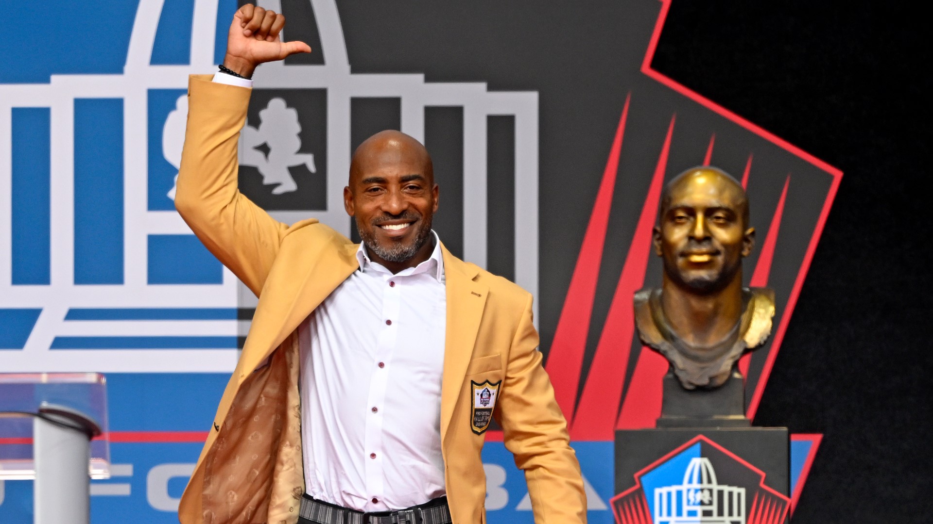 UVA's Ronde Barber among 9 new members inducted into Pro Football Hall ...