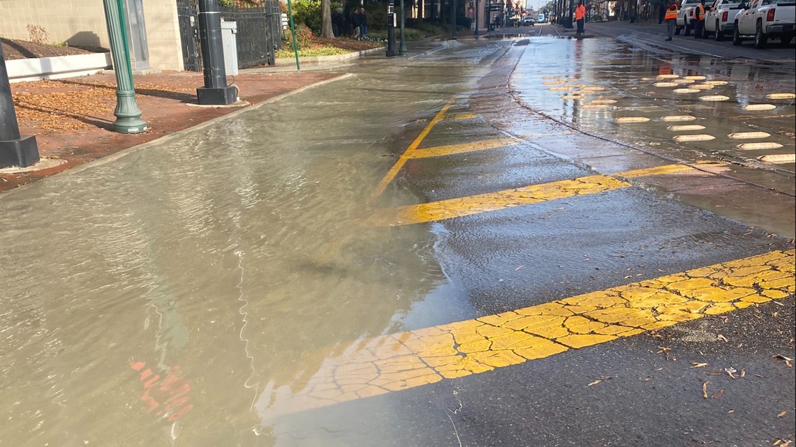 Water line break in downtown Norfolk, 12/14/22 | 13newsnow.com