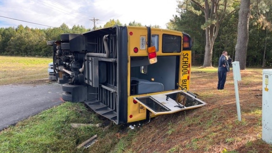 School bus overturns in Suffolk | 13newsnow.com