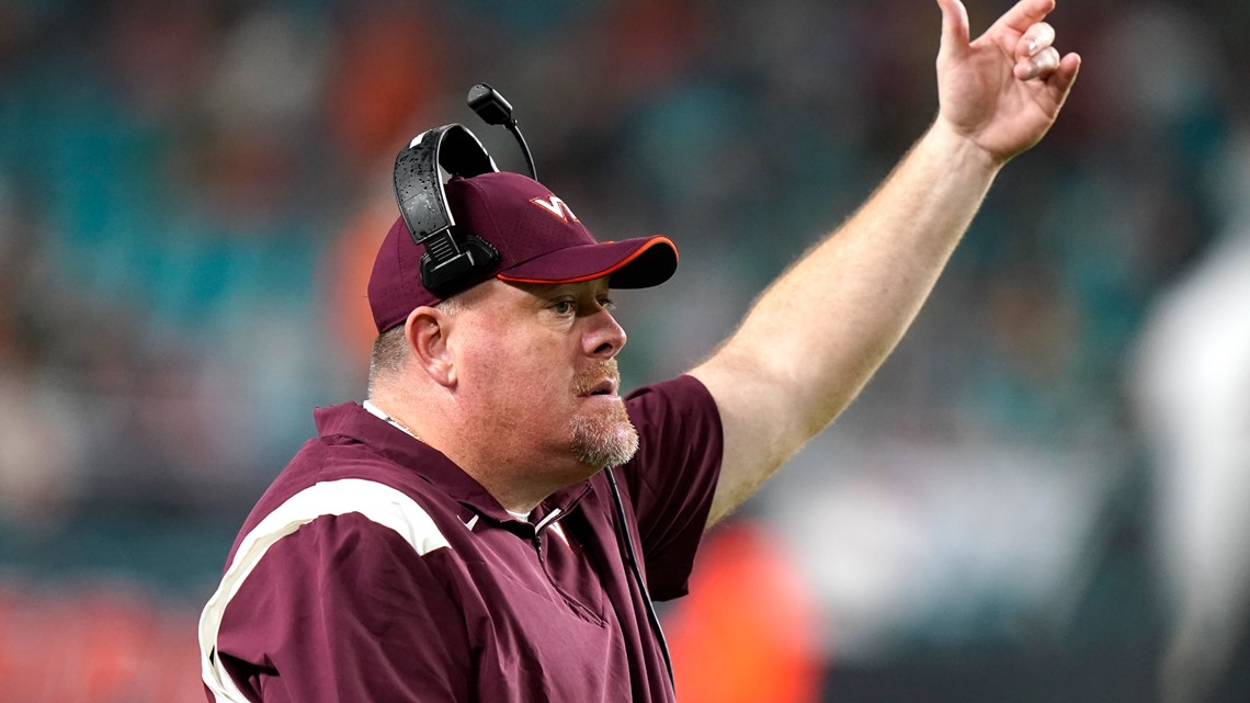 Price makes coaching debut; Hokies get topped by Canes 38-26 ...