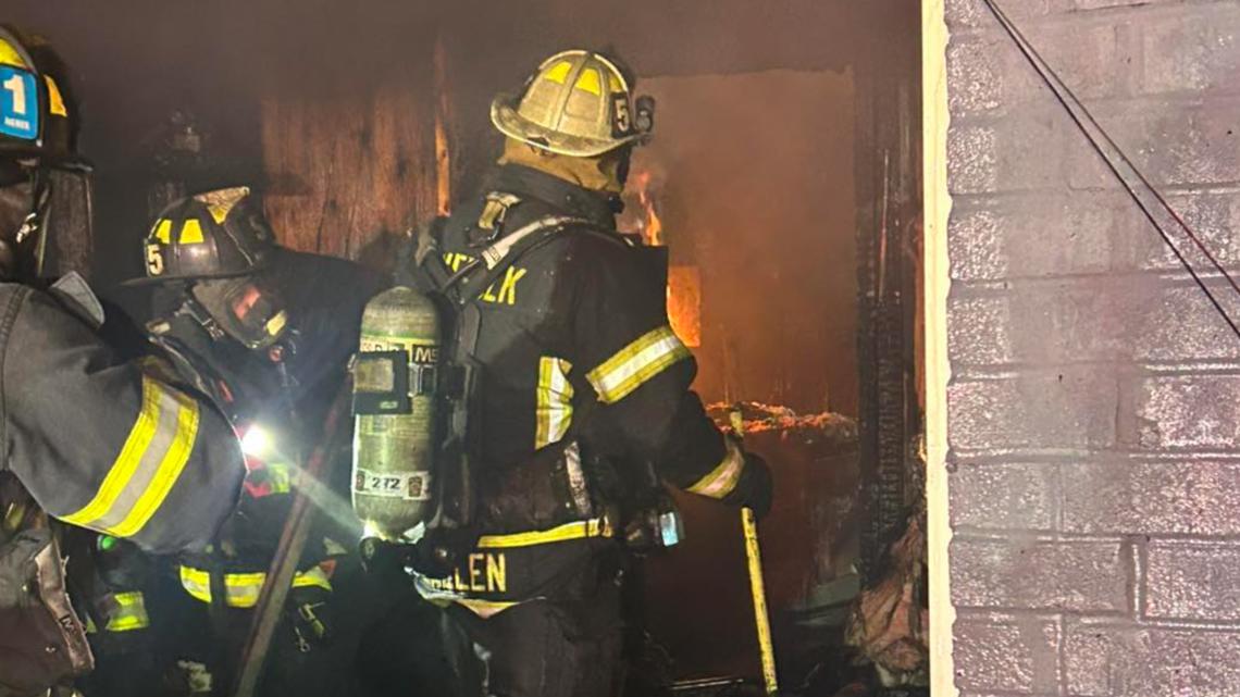 Firefighter injured in Suffolk, Virginia house blaze | 13newsnow.com