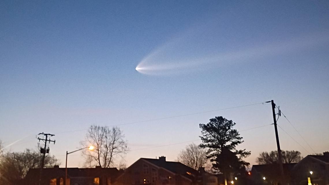 SpaceX launch creates glowing spectacle in Virginia sky Wednesday ...