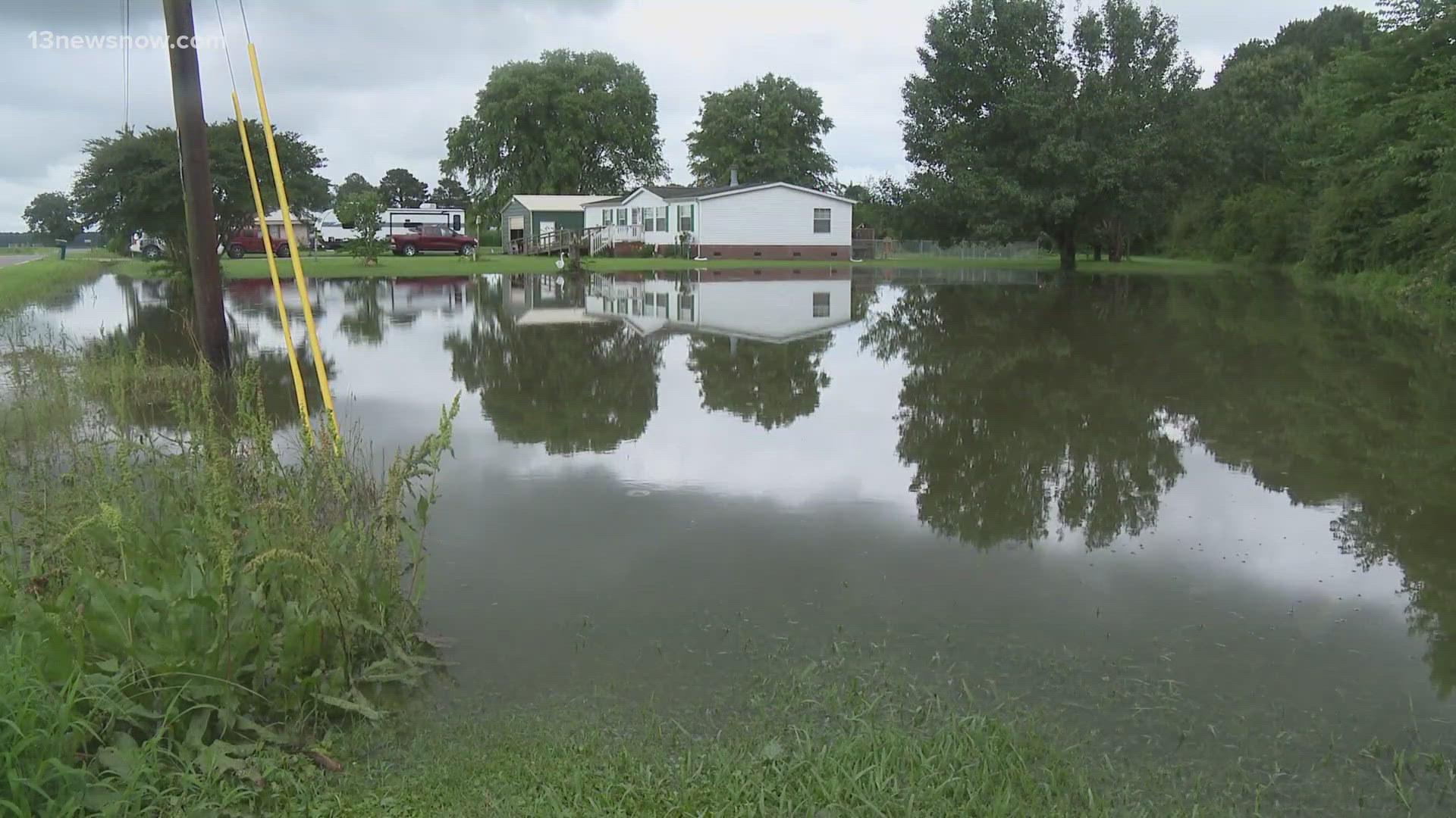 Mother accused of being drunk, abandoning children at 'Floatopia' in ...