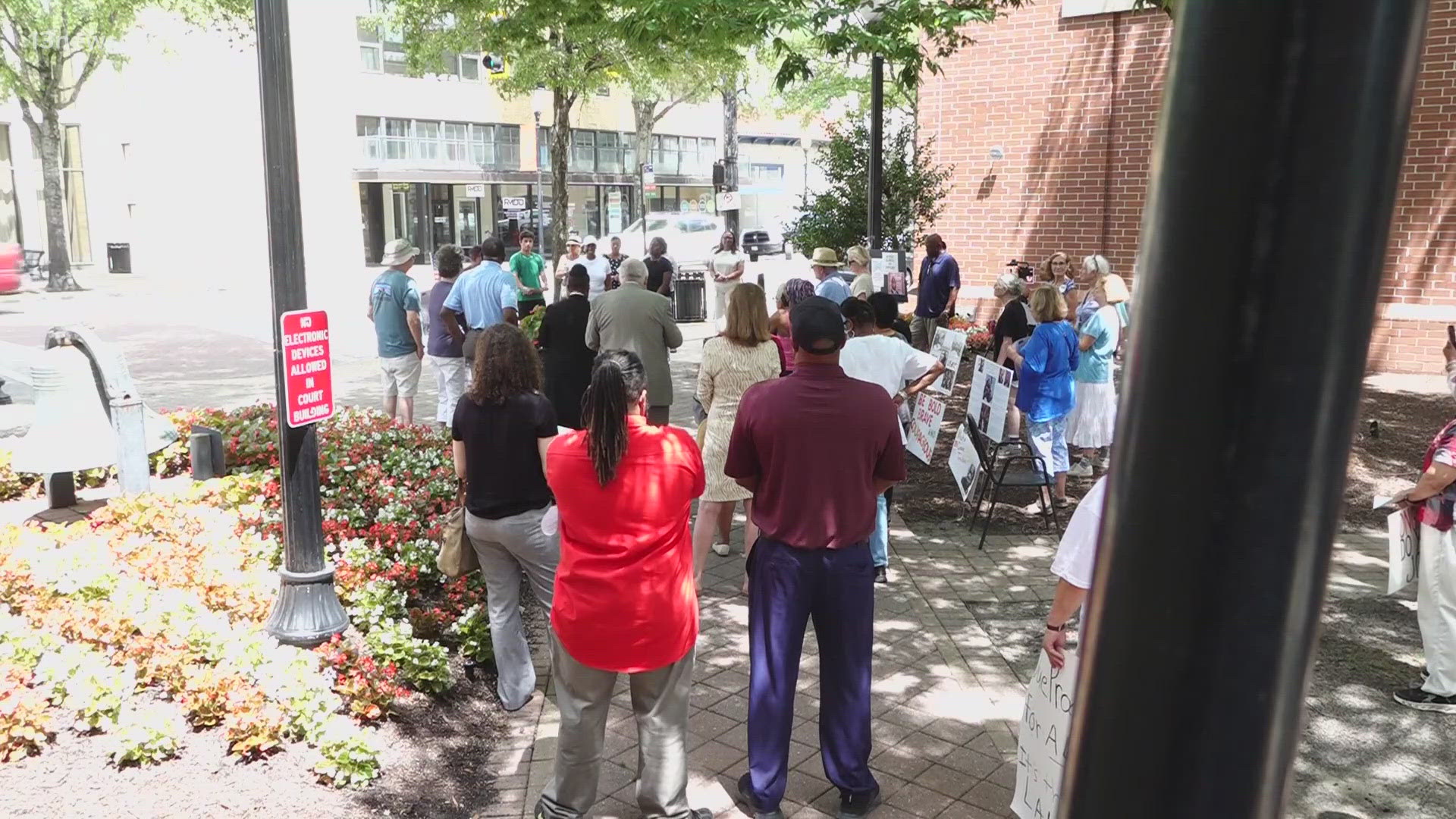 Nation honors John Lewis with 'Good Trouble' rallies | 13newsnow.com