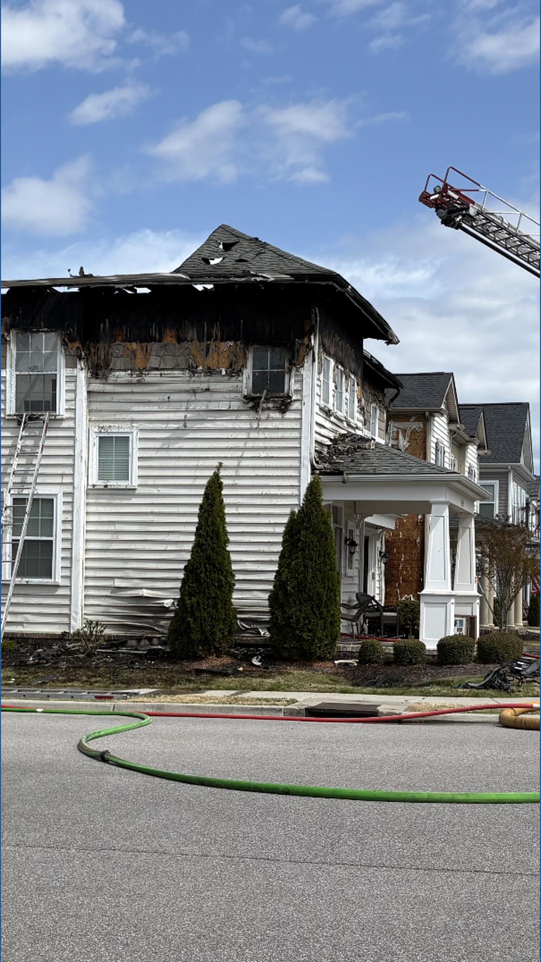 Six people displaced after 2-alarm fire on Archstone Drive in Virginia ...