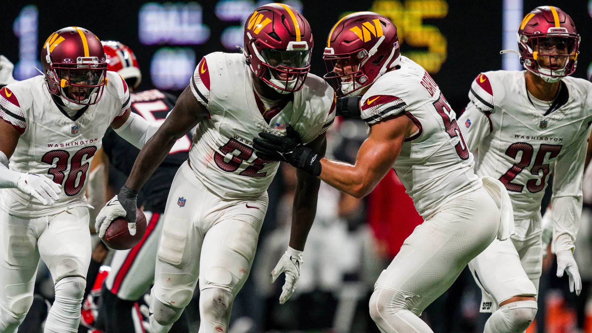 Sam Howell throws 3 TD passes, Commanders pick off three Ridder passes ...