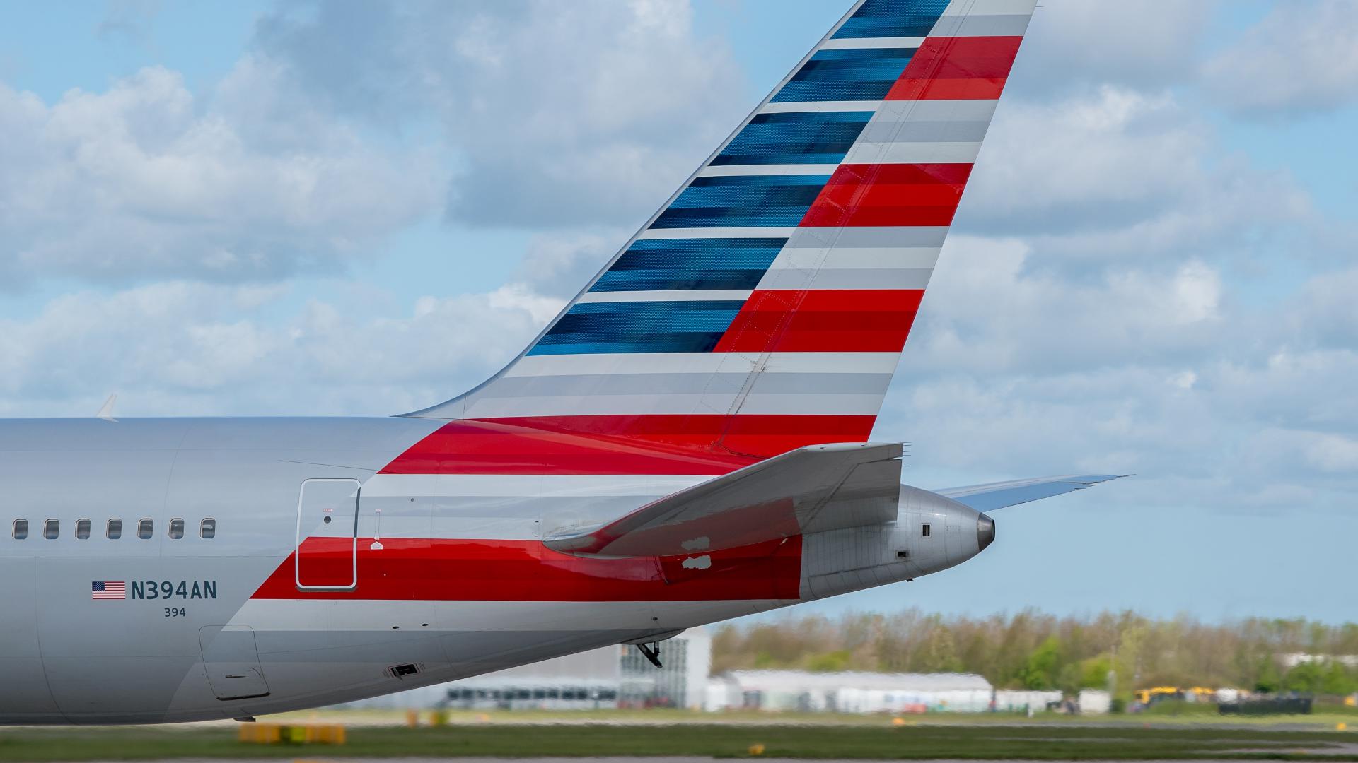 Winter storm prompts American Airlines to waive change fees at Virginia ...