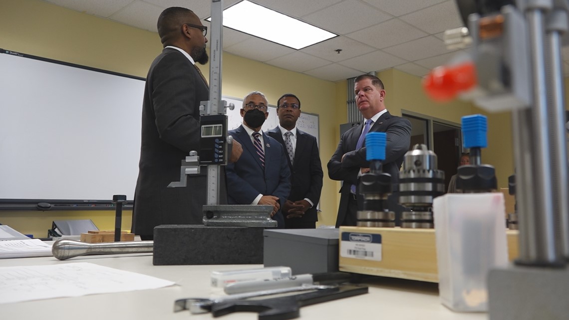 Sec. of Labor visits TNCC to discuss Good Jobs Initiative | 13newsnow.com