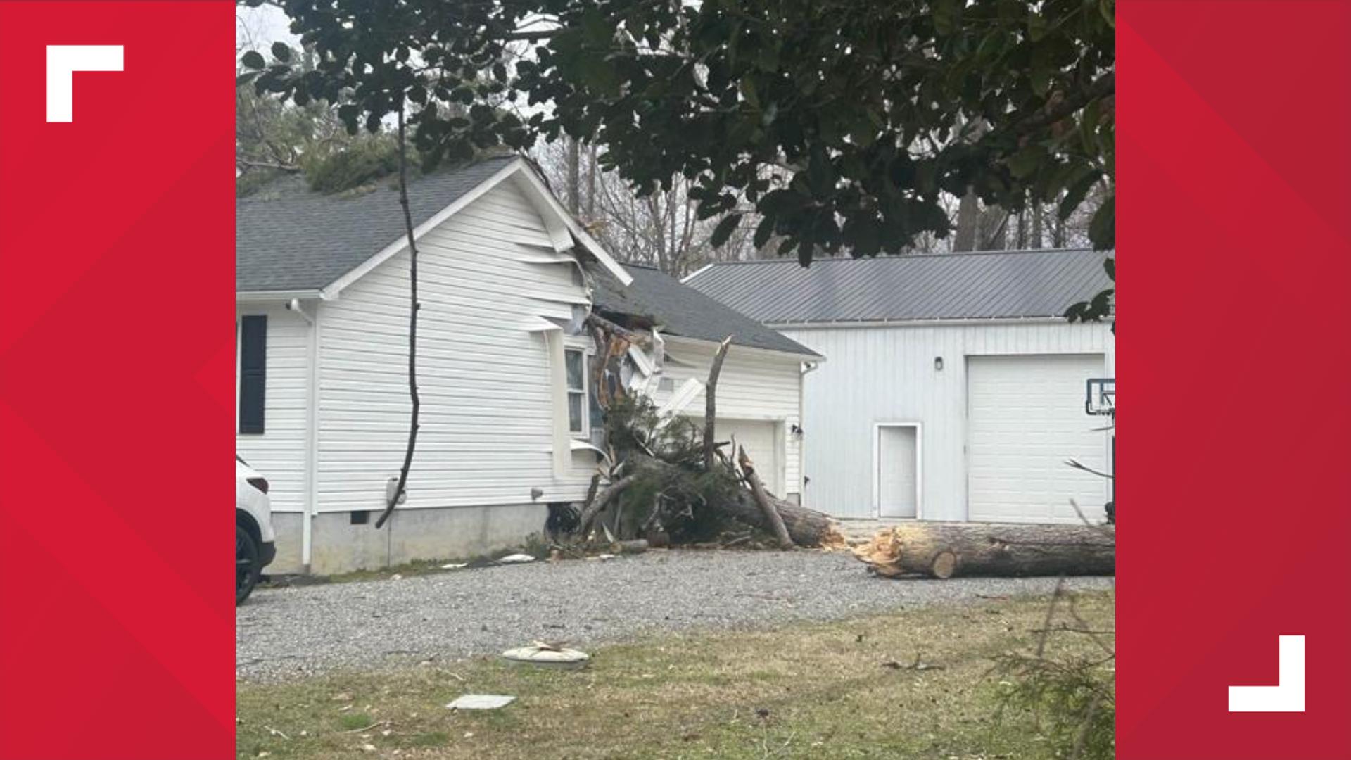 Gloucester cleans up, day after storm hits community | 13newsnow.com