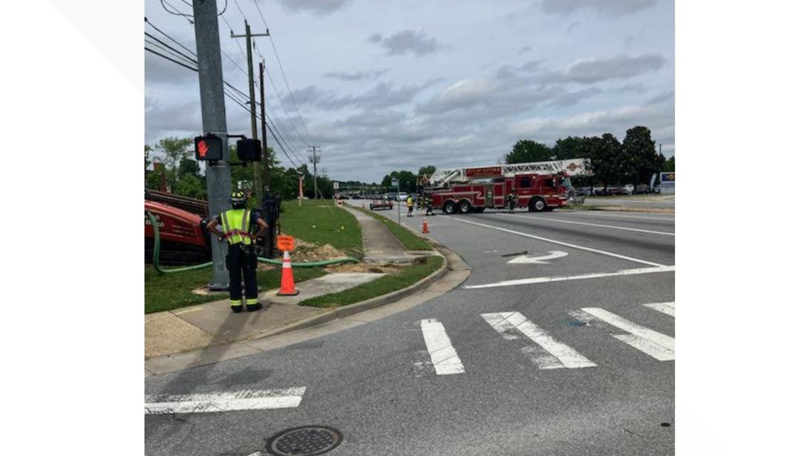 Ruptured gas line causes road closure on Godwin Boulevard in Suffolk ...