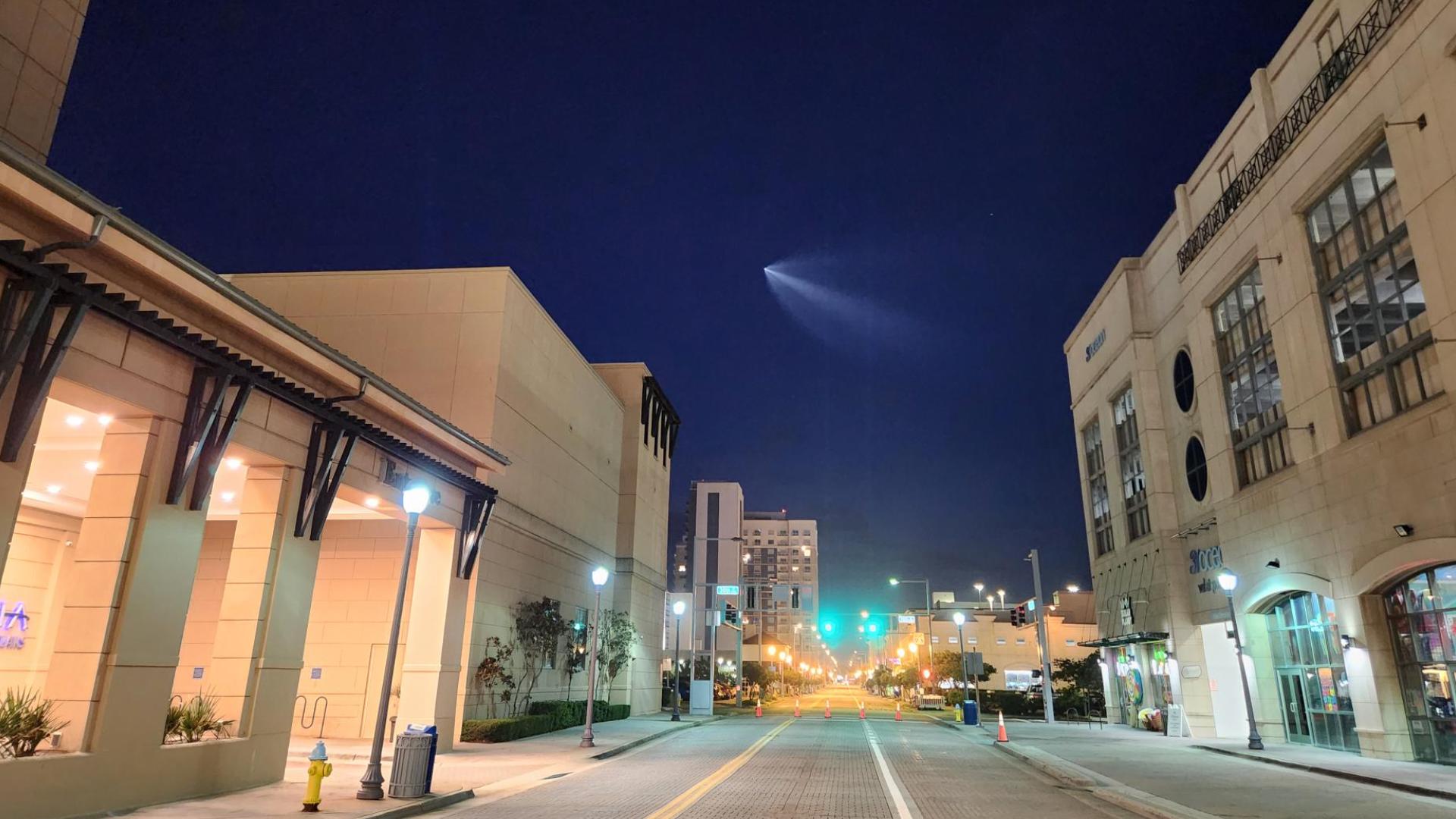 SpaceX launch seen from Hampton Roads, Virginia | 13newsnow.com