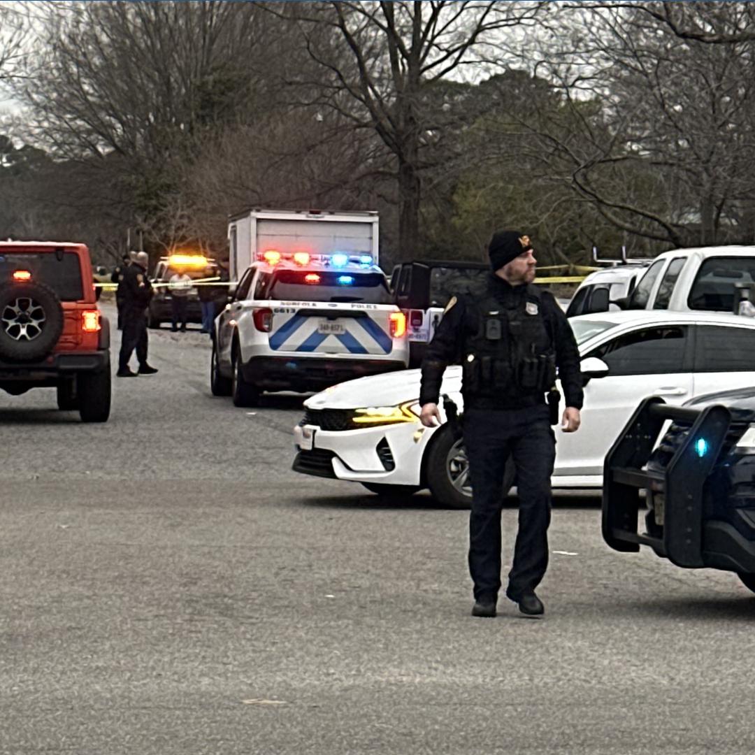 Teen rapper Rylo Huncho dies in video of accidental self-shooting ...