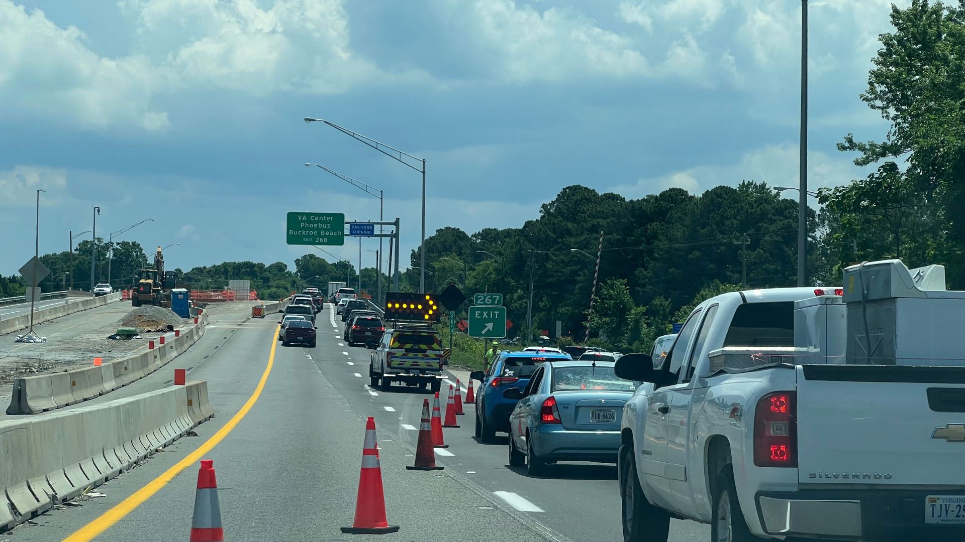 I-64 crash near Hampton Roads Bridge Tunnel injures 1 | 13newsnow.com