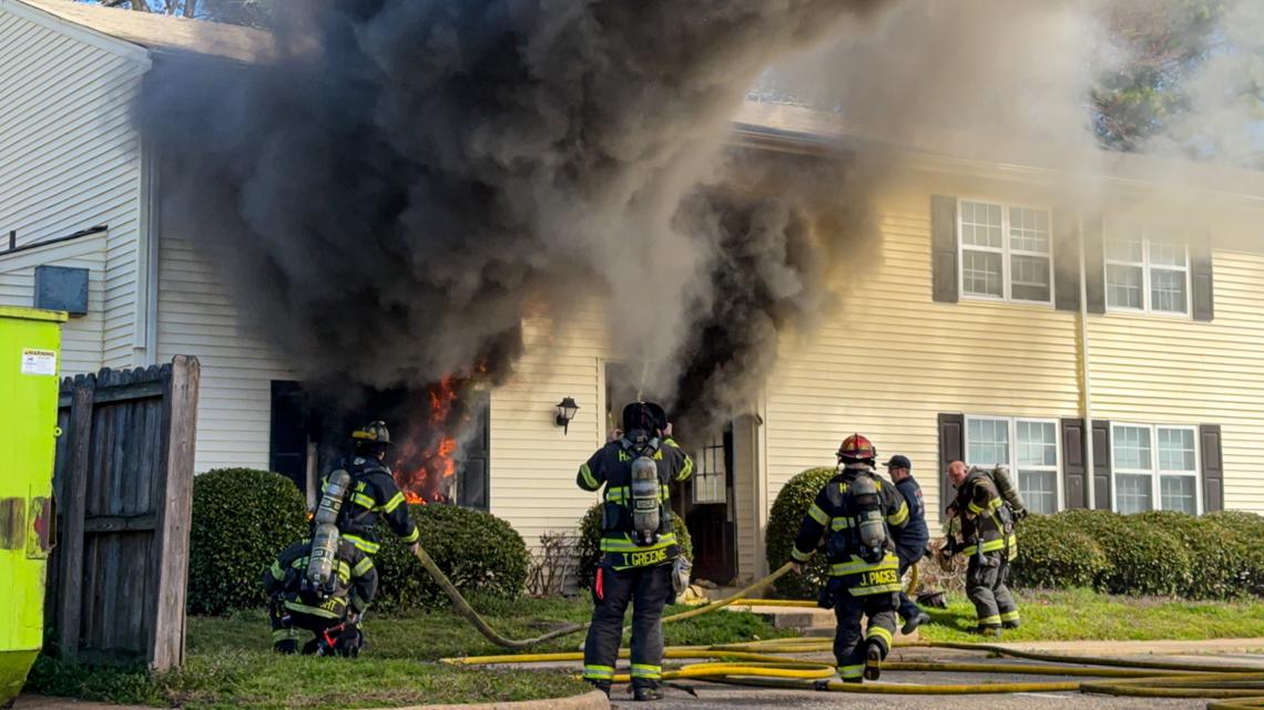 Kitchen fire causes heavy smoke at Hampton apartment | 13newsnow.com