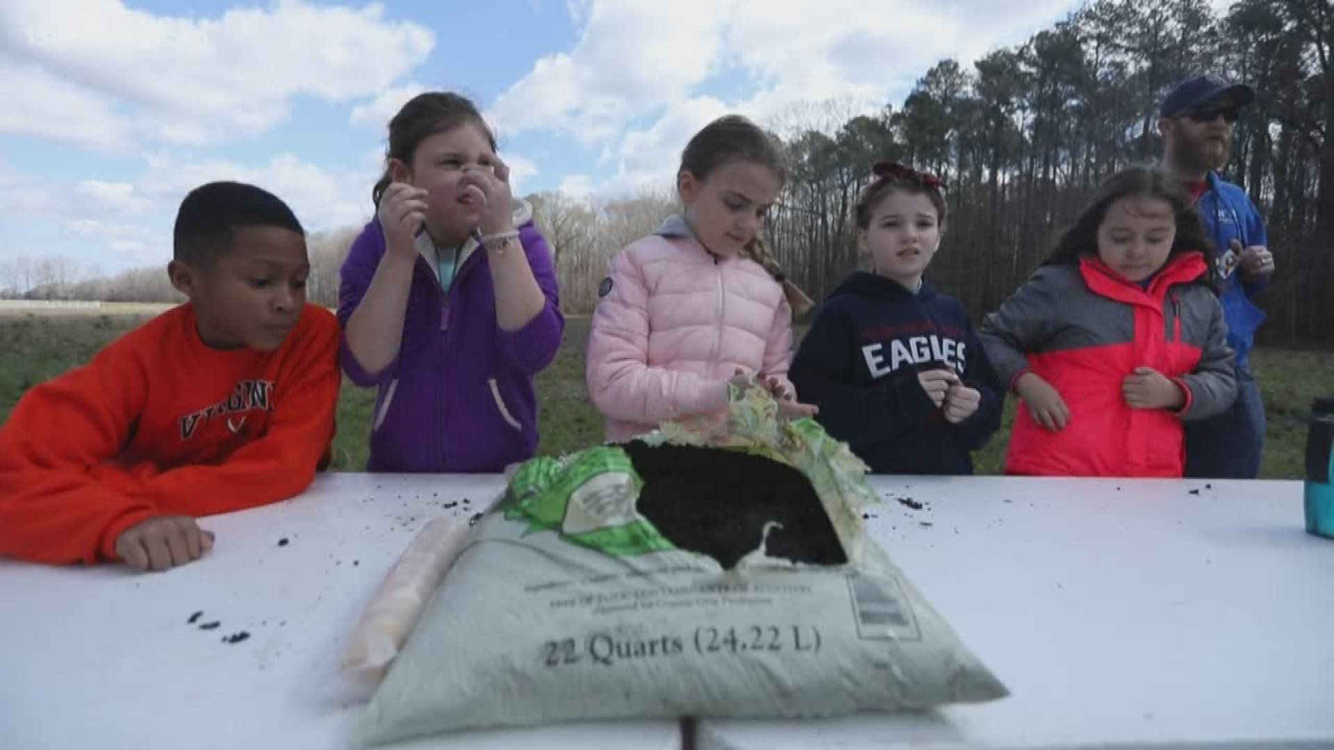Norfolk fourth graders learn about sustainable farming at Chesapeake ...