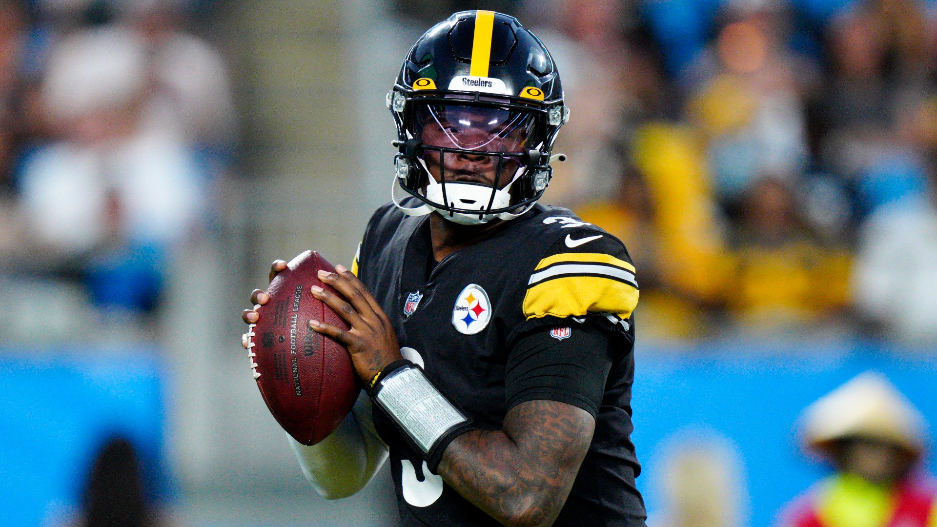 Steelers & former Commanders QB Dwayne Haskins killed in auto accident ...