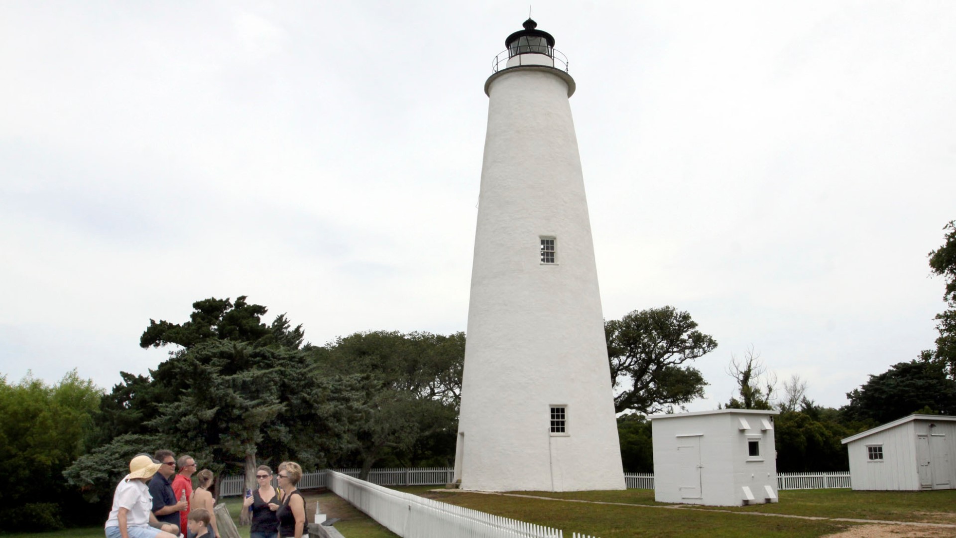 National Lighthouse Day at Virginia Beach's Cape Henry Lighthouse ...