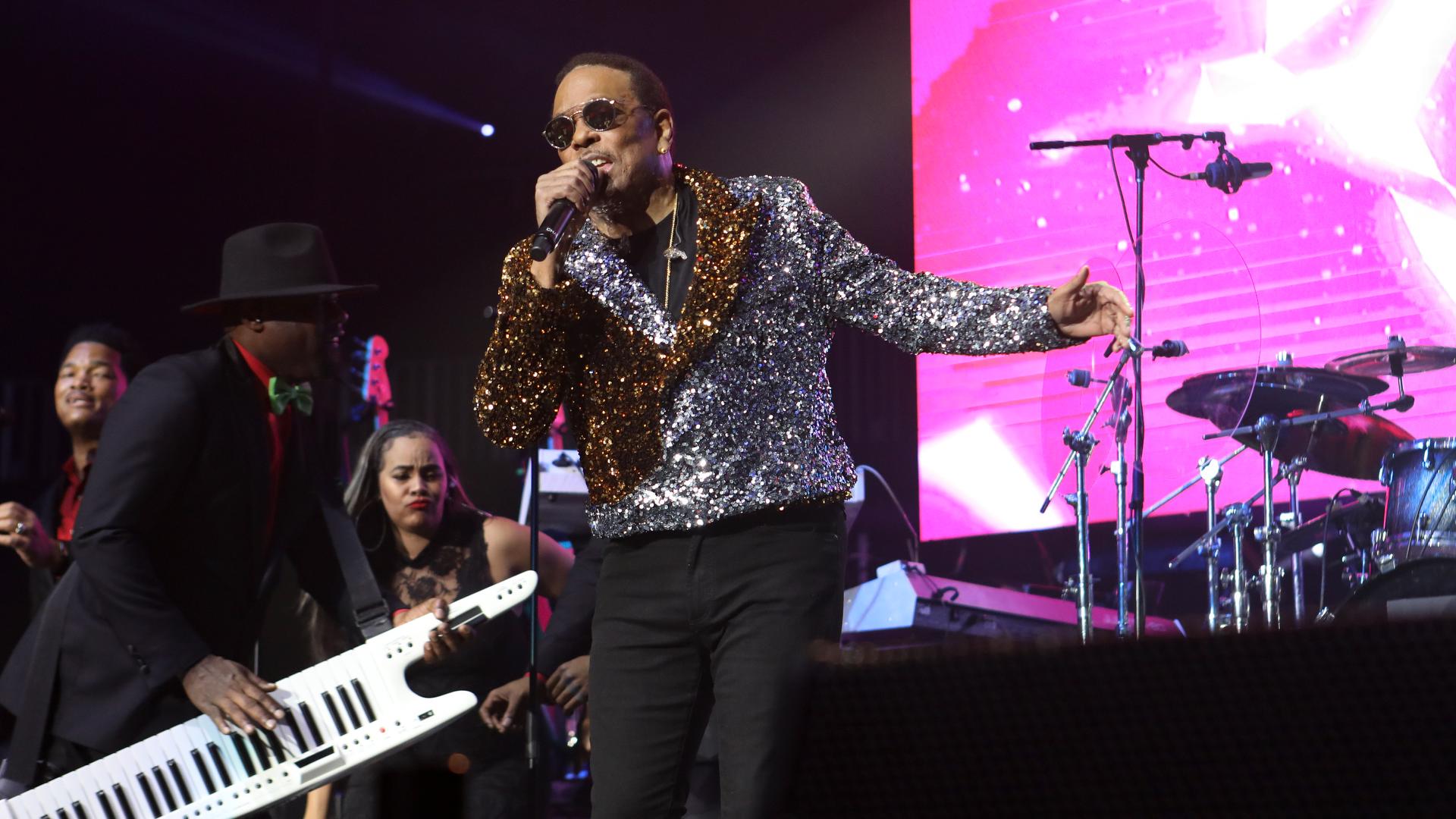 Charlie Wilson's R&B Cookout Tour to hit Virginia Beach in September ...