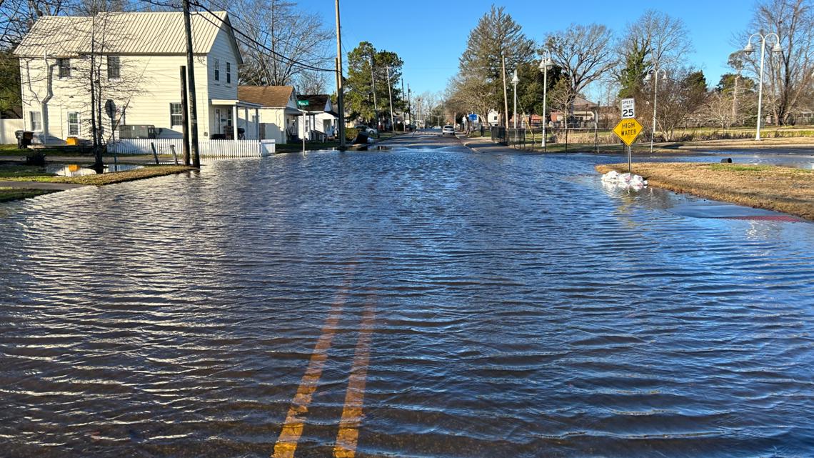 Flooding issues remain in Elizabeth City, NC day after storms ...