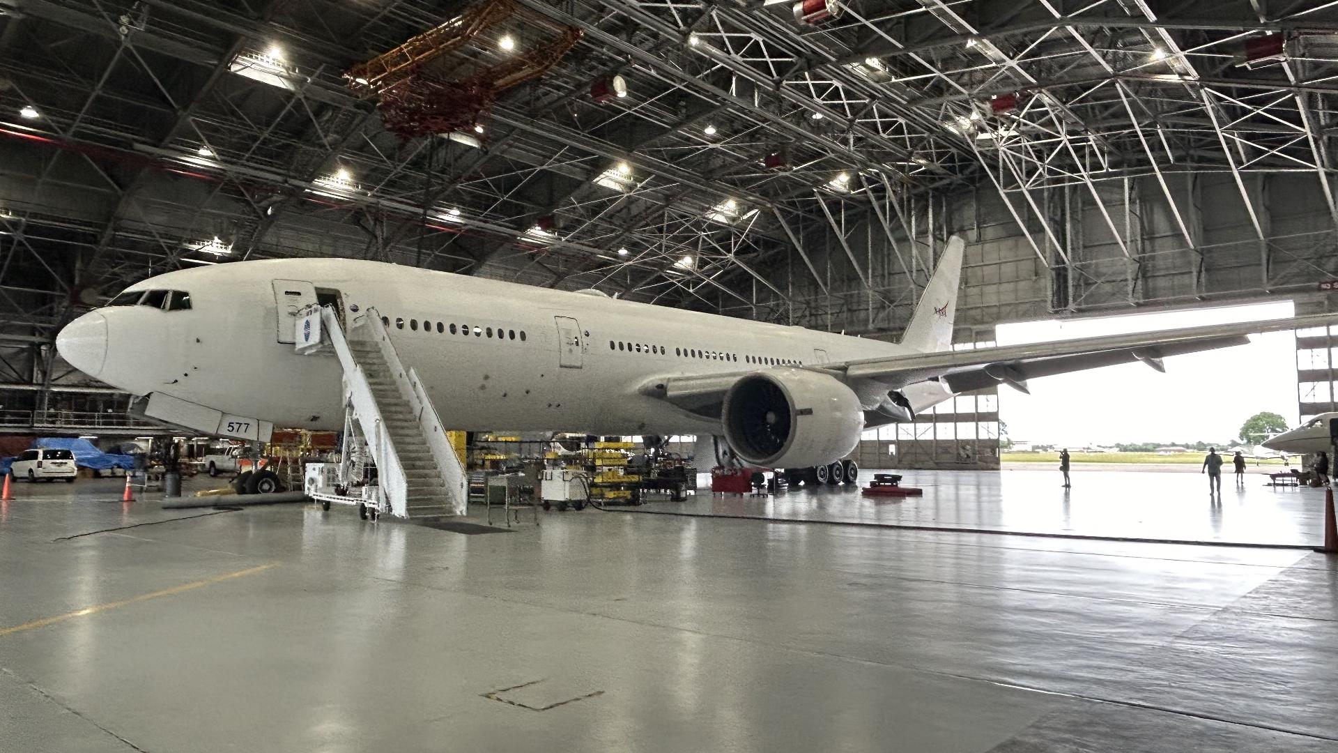 Boeing 777 converted into NASA's new Airborne Science Laboratory ...