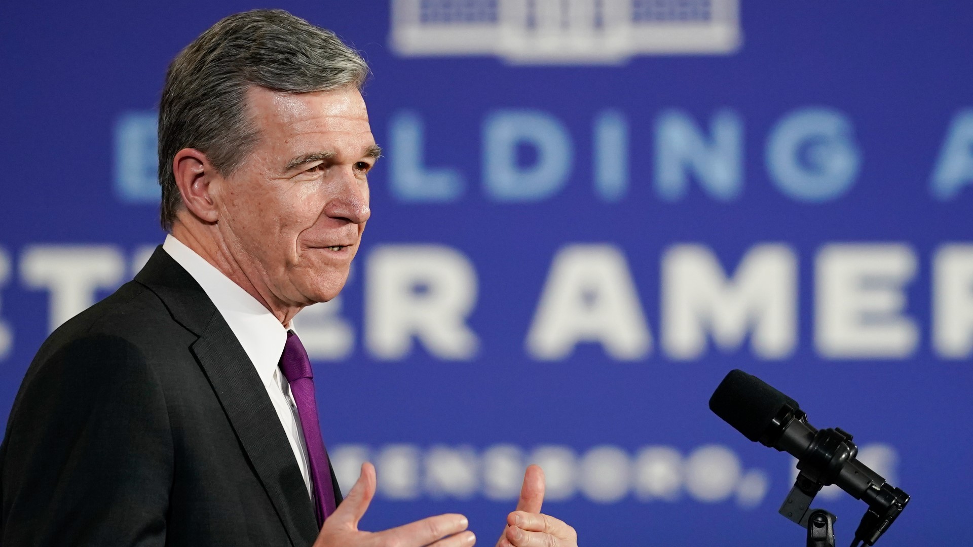 NC Gov. Cooper gives update ahead of Ian remnants severe weather ...