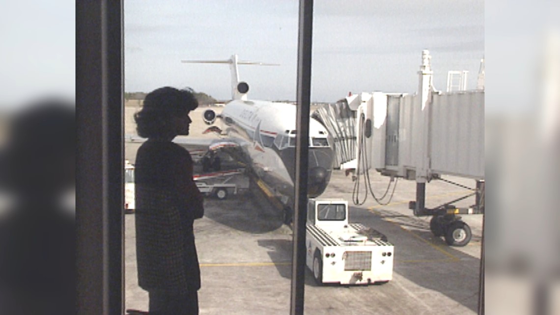 Cost of flights in the 1990s vs flights today | 13newsnow.com