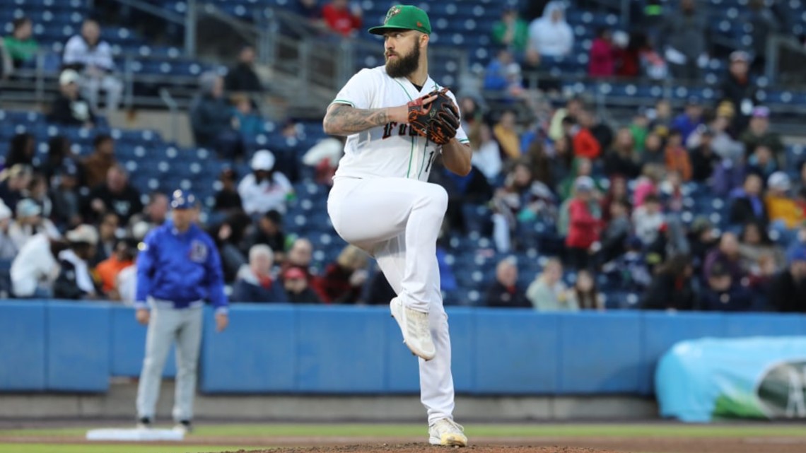 Rom fans 11 in Tides fifth straight win as they top Bulls 9-1 ...