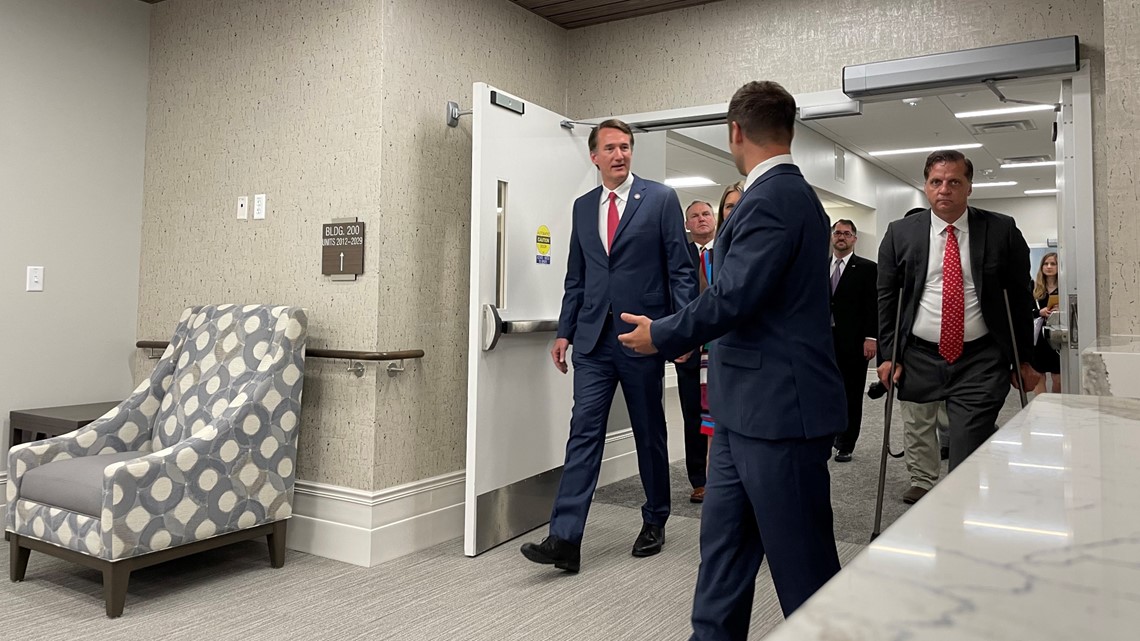 Youngkin tours new veterans care center in Virginia Beach | 13newsnow.com