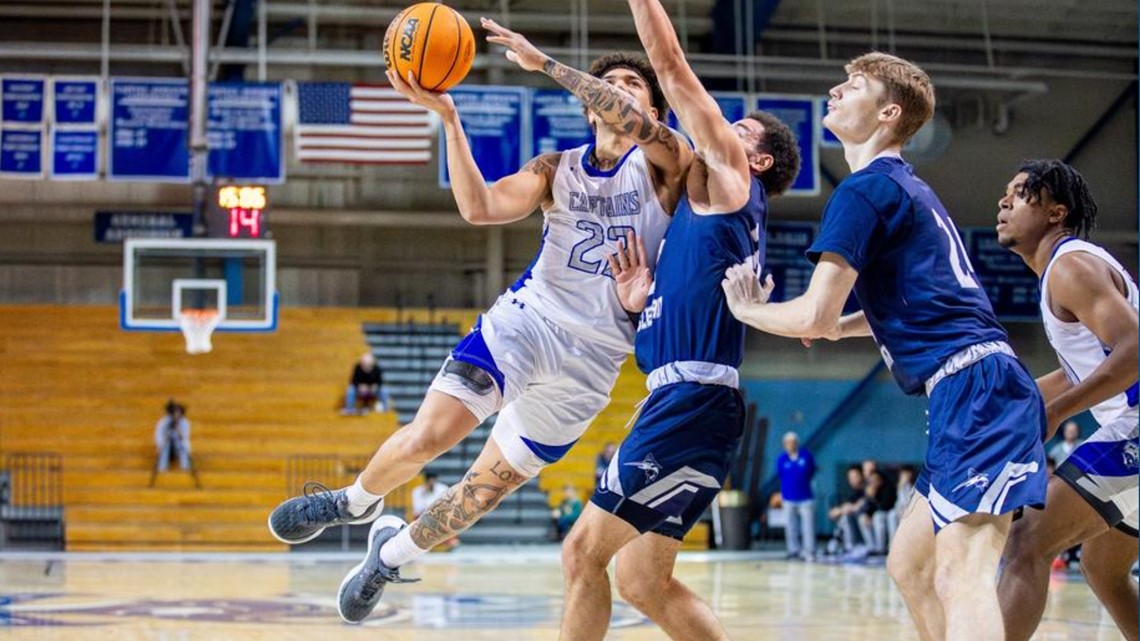 Hines scores 24 as the Captains win Shootout Championship 71-51 vs ...