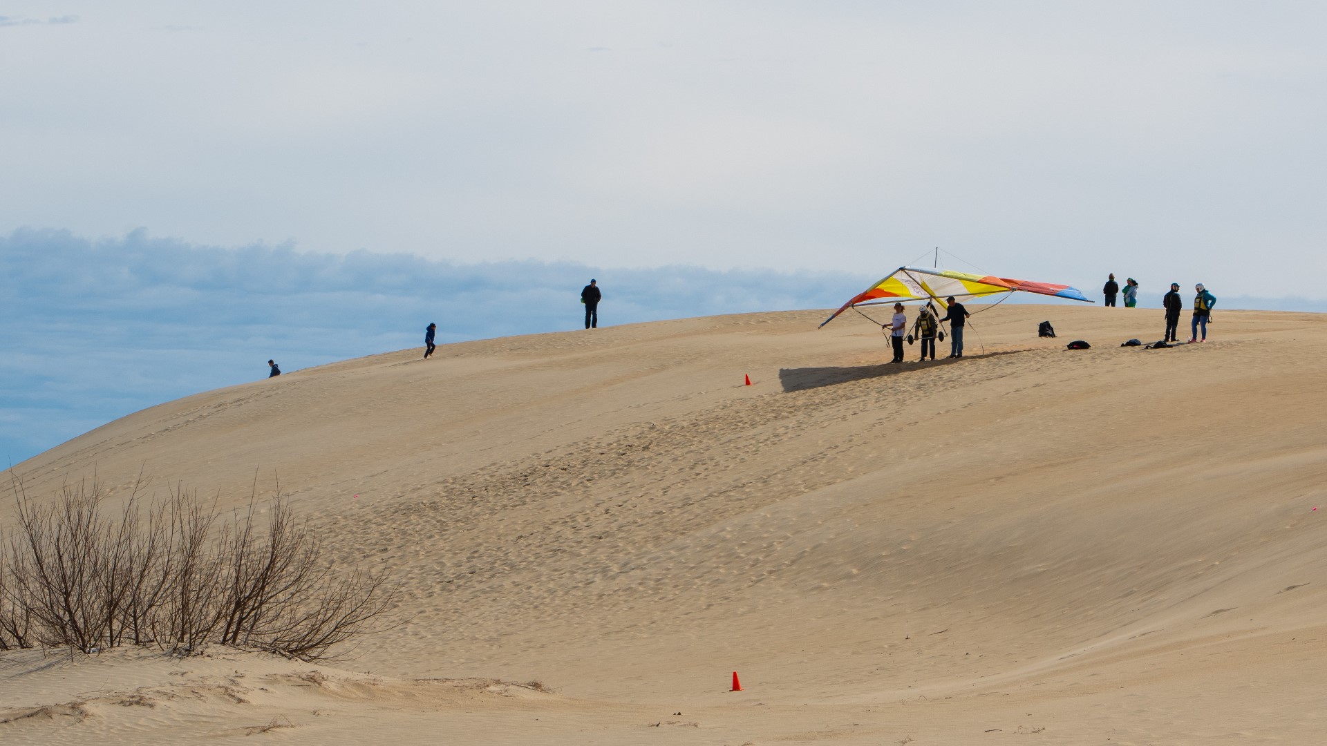 Exploring Jockey's Ridge, a 'living' sand dune on the Outer Banks ...