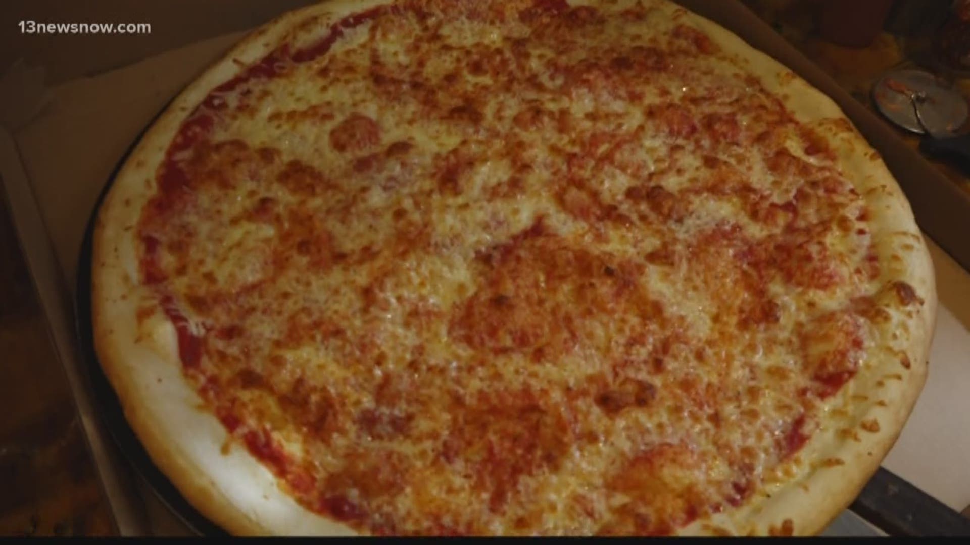 FRIDAY FLAVOR: Benny Domato's serves up huge pizzas for the Super Bowl ...