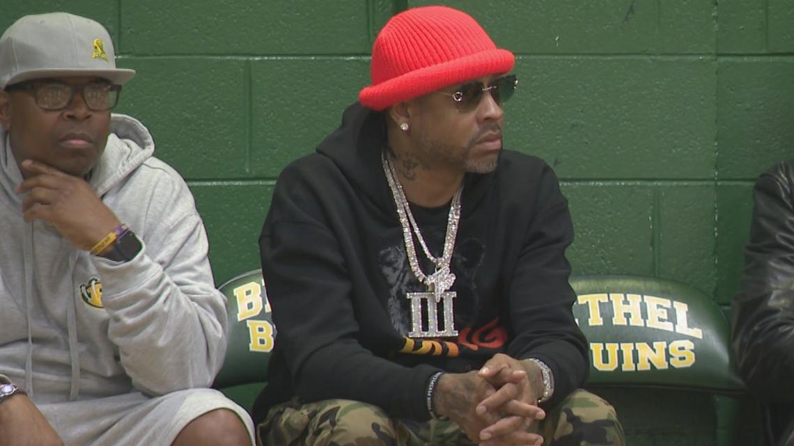 Iverson comes home as Holiday Showcase tips off at Bethel High School ...