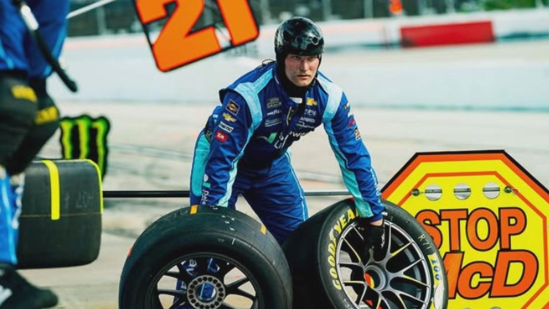 Chesapeake's Bussel finds new life with NASCAR pit crew | 13newsnow.com