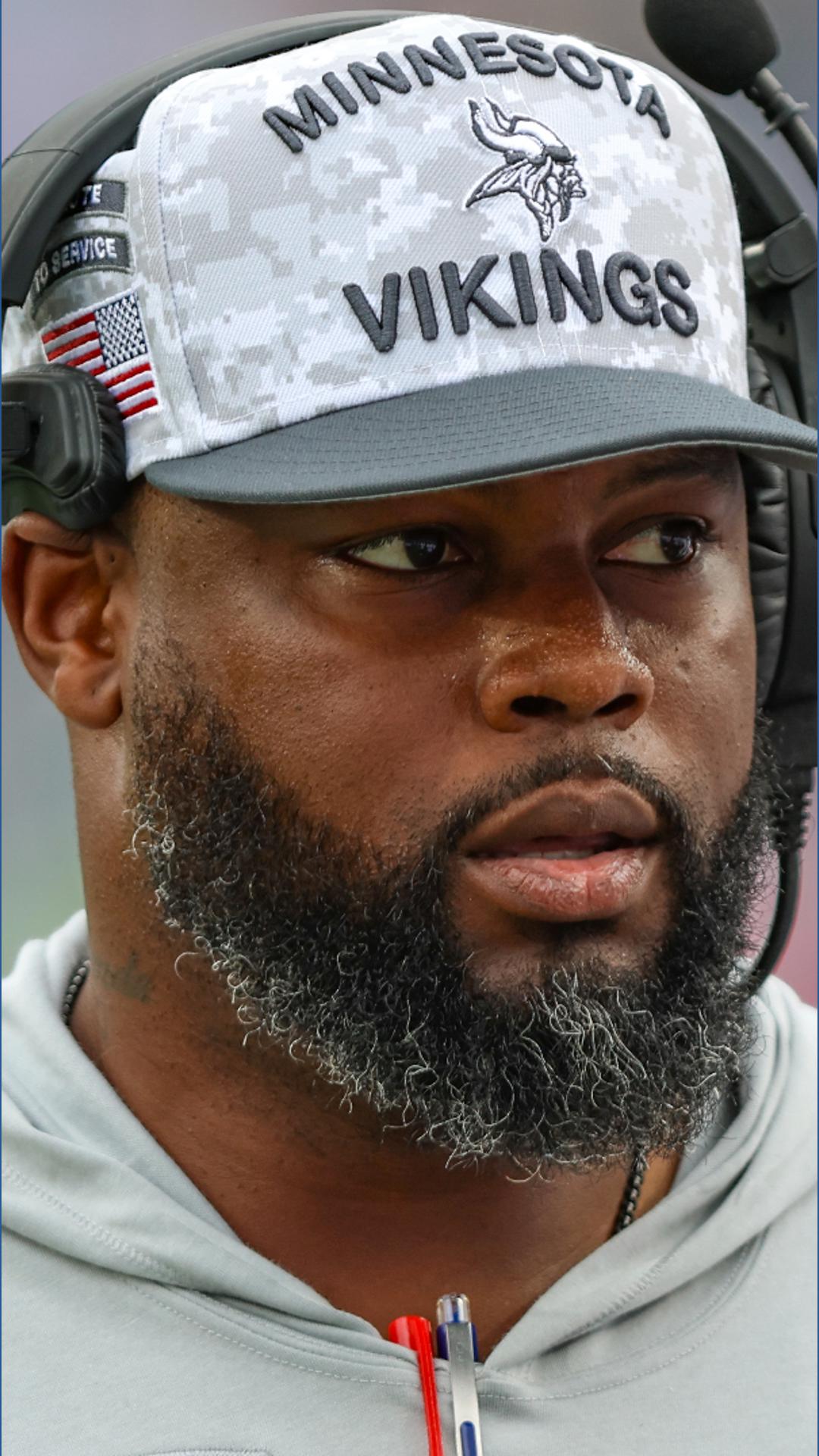 Marcus Dixon enters second season as Vikings defensive line coach after ...