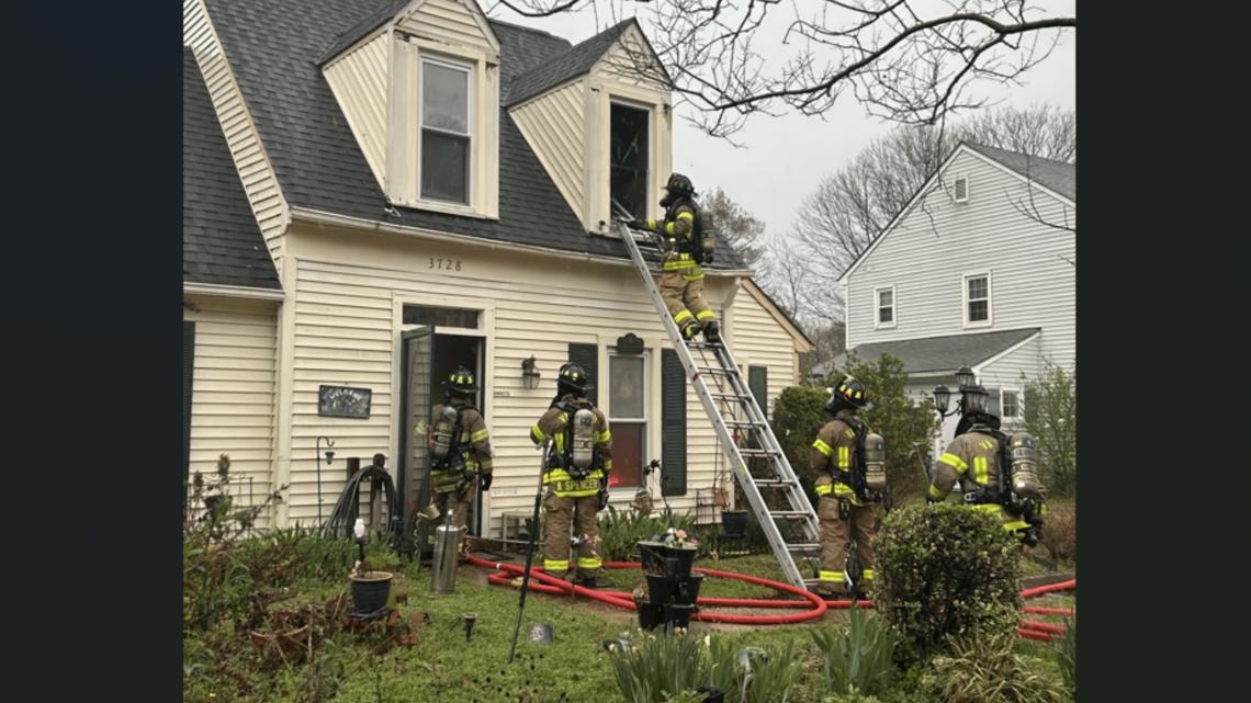 Virginia Beach fire displaces 2 people | 13newsnow.com