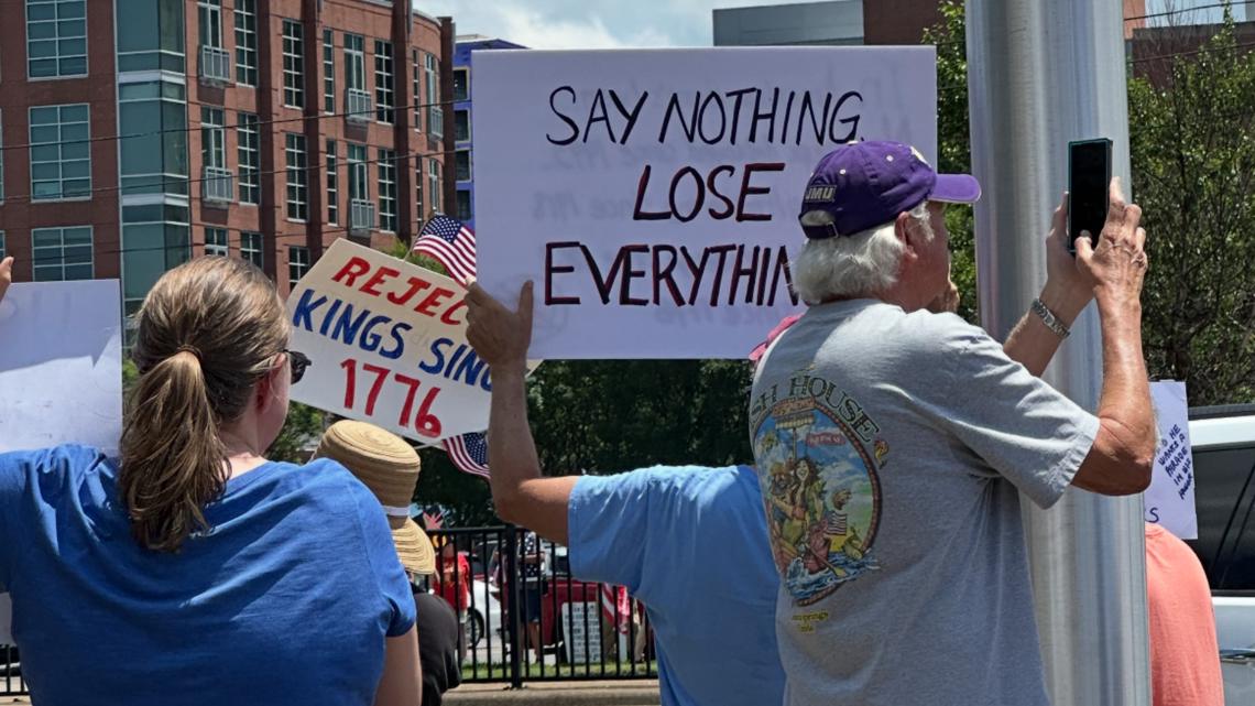 Live updates: Hundreds join 'No Kings' protests in Hampton Roads ...