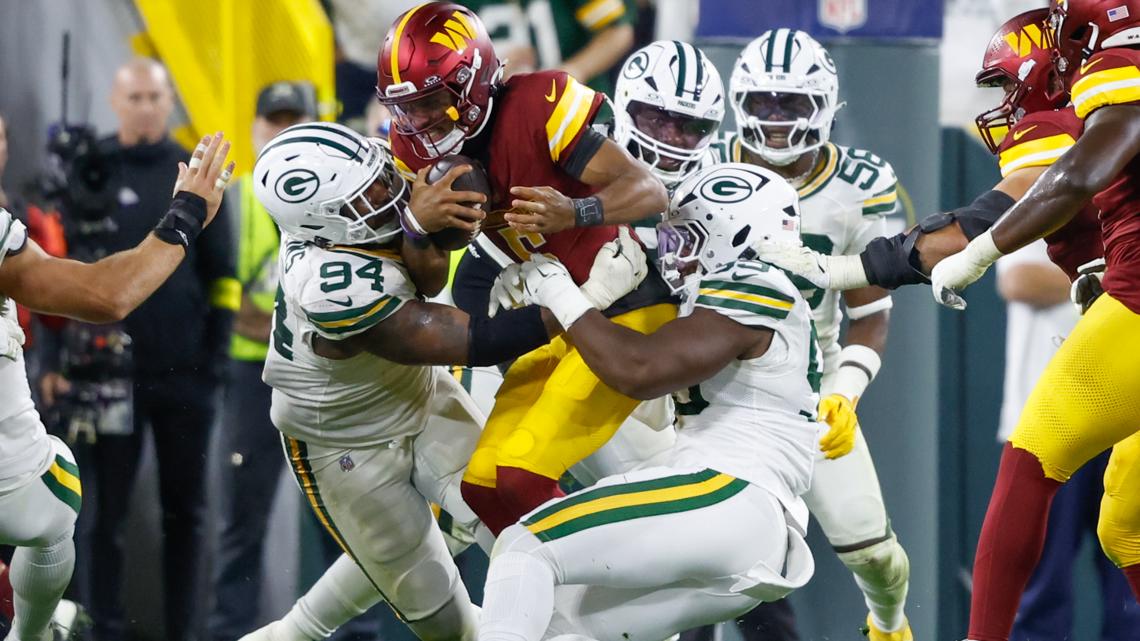 Commanders QB Jayden Daniels has a knee injury and his status for game ...