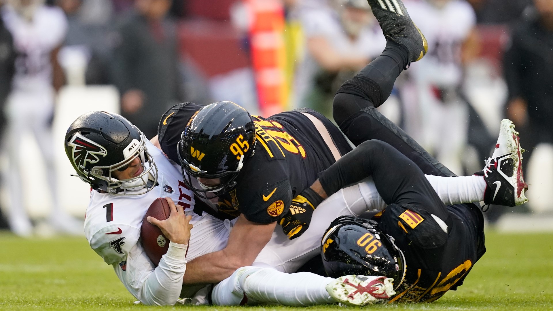 Commanders outrun Falcons, intercept Mariota in 19-13 win | 13newsnow.com