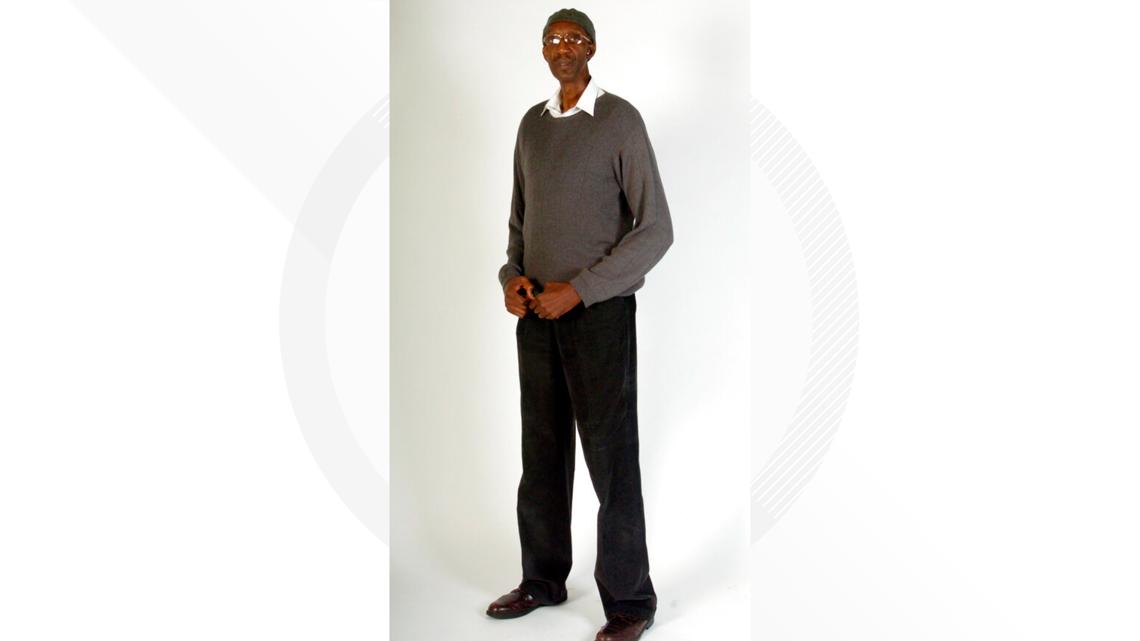 America's tallest man, George Bell, has died | 13newsnow.com