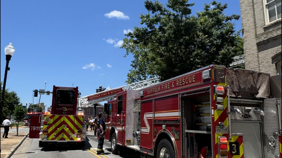 1 displaced in fire Suffolk fire | 13newsnow.com