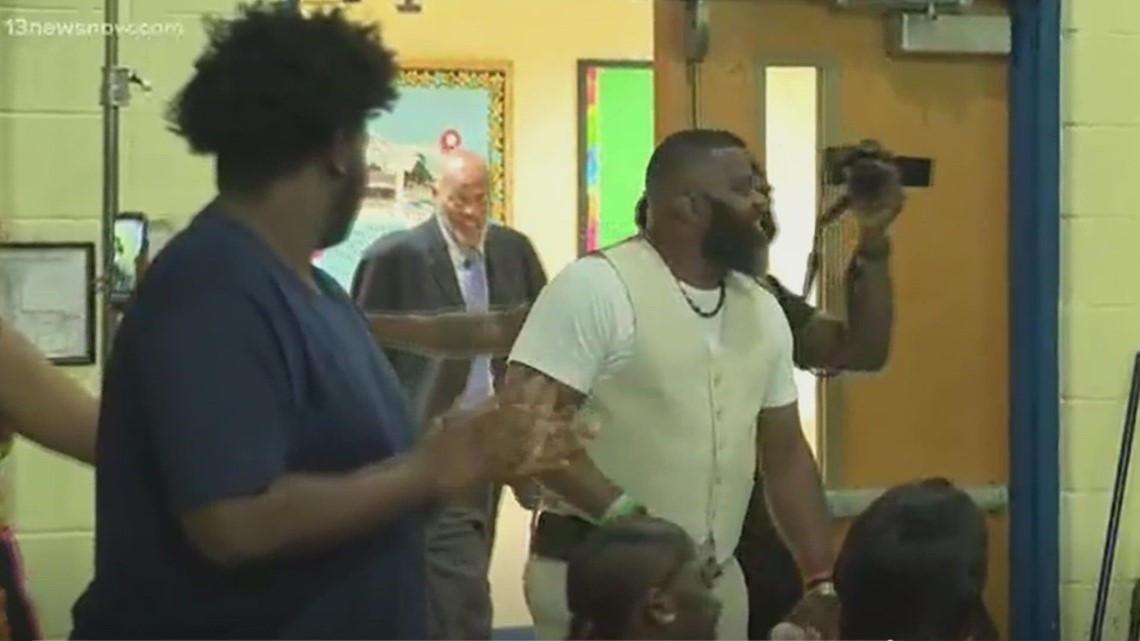 Sanderlin honored for 20 years of coaching hoops | 13newsnow.com